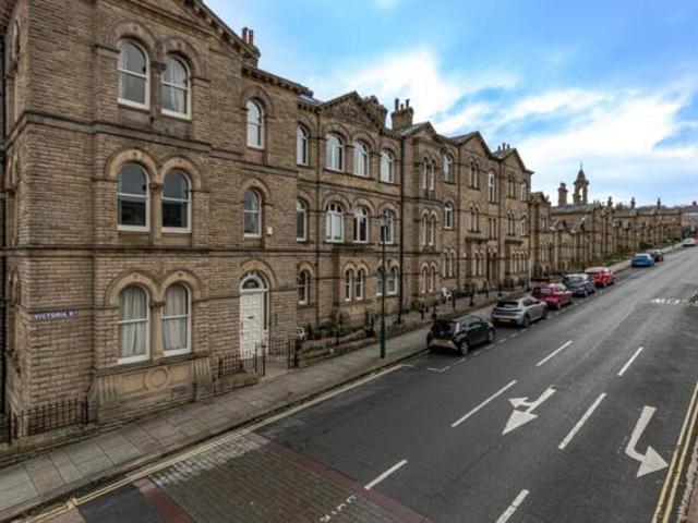 2 Bedroom Apartment North Yorkshire Bradford LS100953408