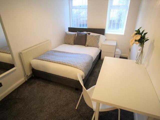2 Bedroom Apartment North Yorkshire North Yorkshire LS100434306