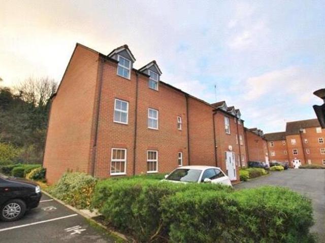 2 Bedroom Apartment Nottingham Nottinghamshire 100132188