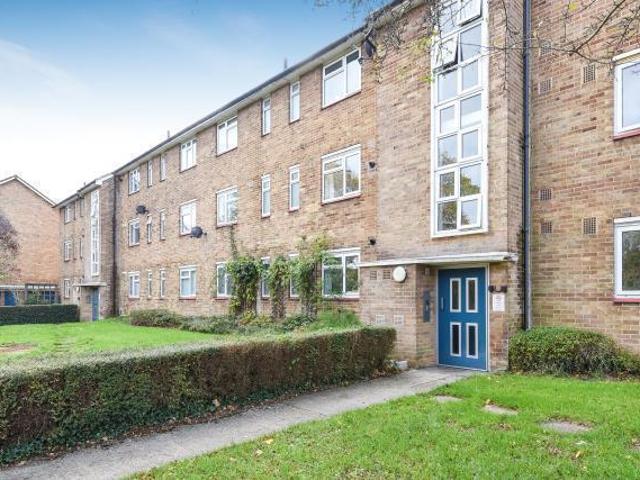 2 Bedroom Apartment Oxford Oxfordshire 99130330