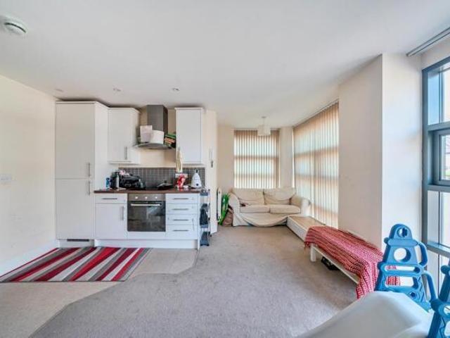 2 Bedroom Apartment Oxford Oxfordshire LS101678402