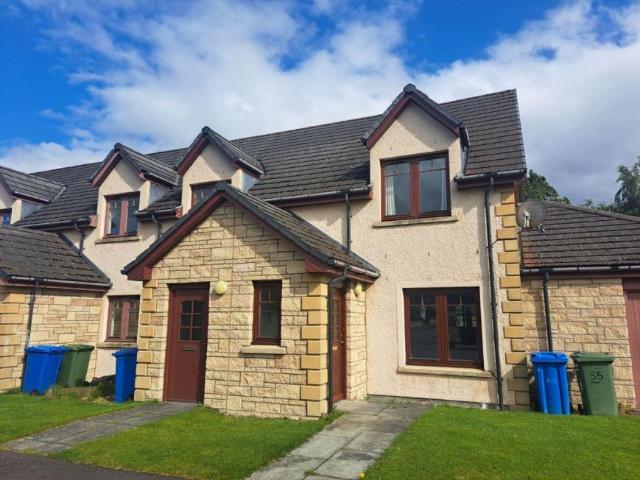 2 Bedroom Apartment Aviemore Aviemore 93830879