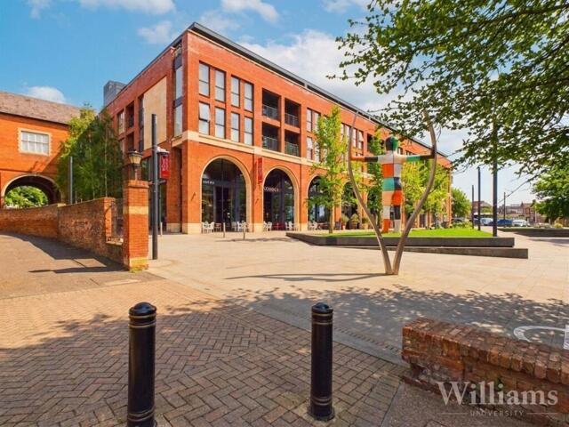2 Bedroom Apartment Aylesbury Buckinghamshire 101379221