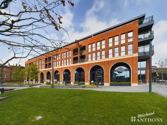 2 Bedroom Apartment Aylesbury Buckinghamshire 99773530