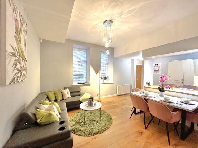 2 Bedroom Apartment Aberdeen Aberdeen LS70501864