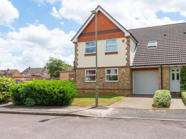 2 Bedroom Apartment Abingdon Oxfordshire LS99161601