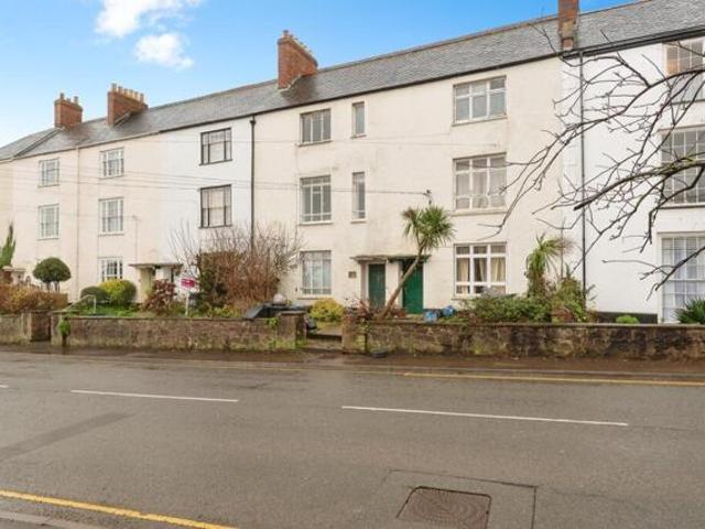 2 Bedroom Apartment Alcombe Somerset 101931884