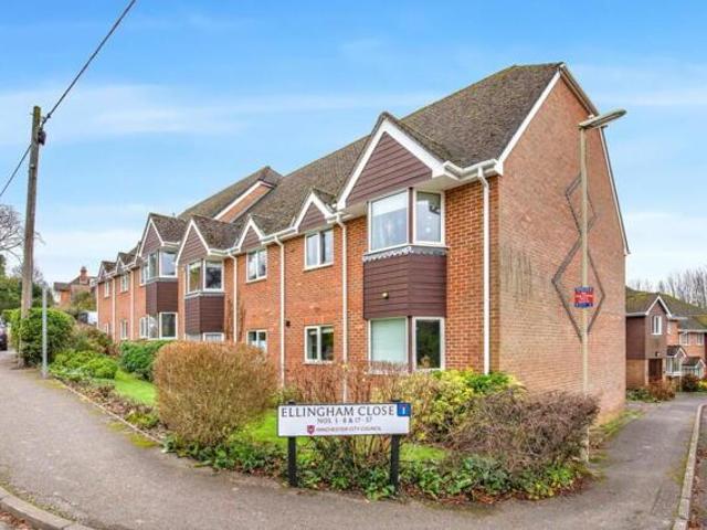 2 Bedroom Apartment Alresford Hampshire LS101777613