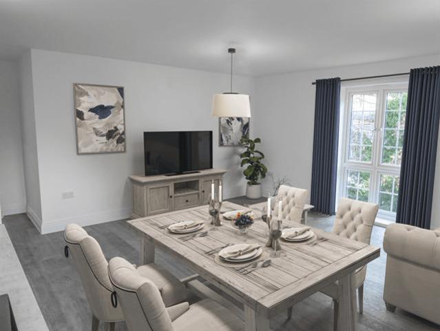 2 Bedroom Apartment Alton Hampshire LS100786518