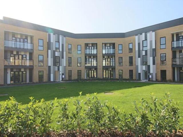 2 Bedroom Apartment Andover Hampshire N/A 88224597