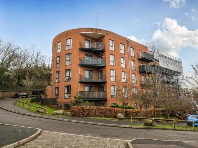 2 Bedroom Apartment Buckinghamshire Buckinghamshire LS100057783
