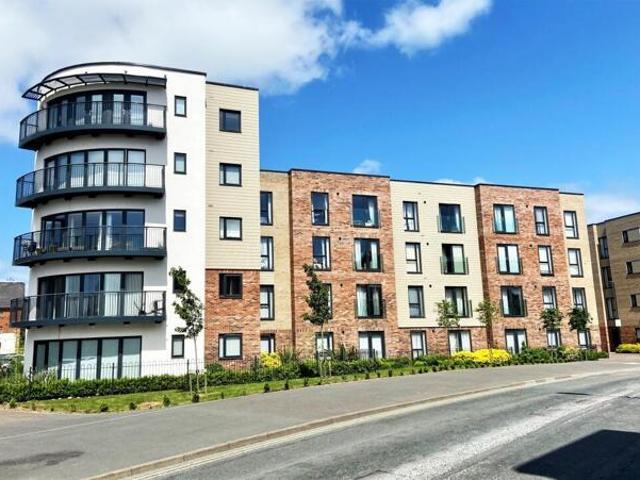 2 Bedroom Apartment Bury St. Edmunds Suffolk LS101231676