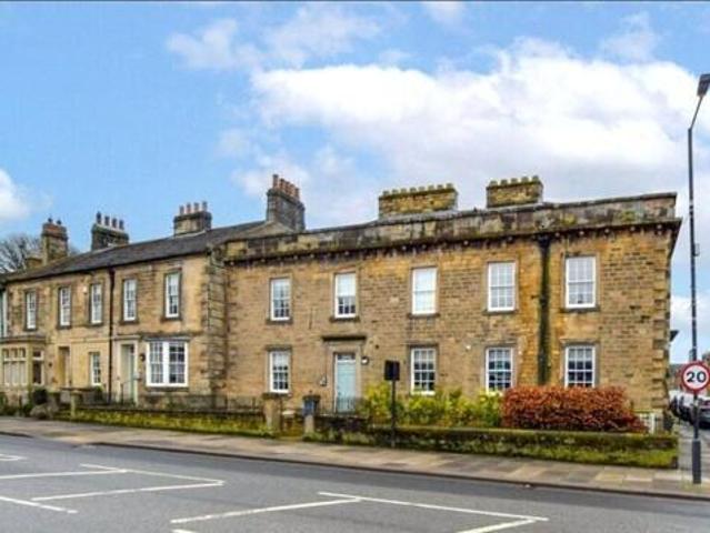 2 Bedroom Apartment Barnard Castle County Durham 99290504