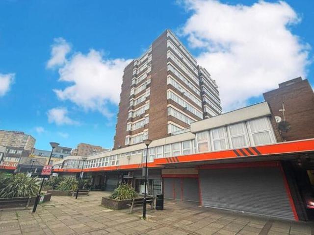 2 Bedroom Apartment Barnet Greater London 98930072