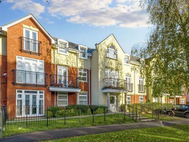 2 Bedroom Apartment Barnet Greater London 101168500
