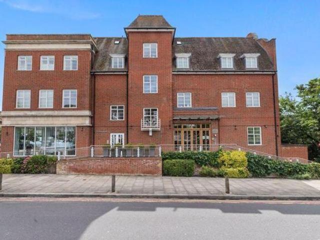 2 Bedroom Apartment Barnet Greater London LS100855000