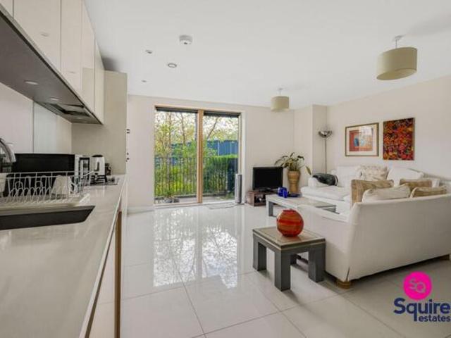 2 Bedroom Apartment Barnet Greater London LS101676670
