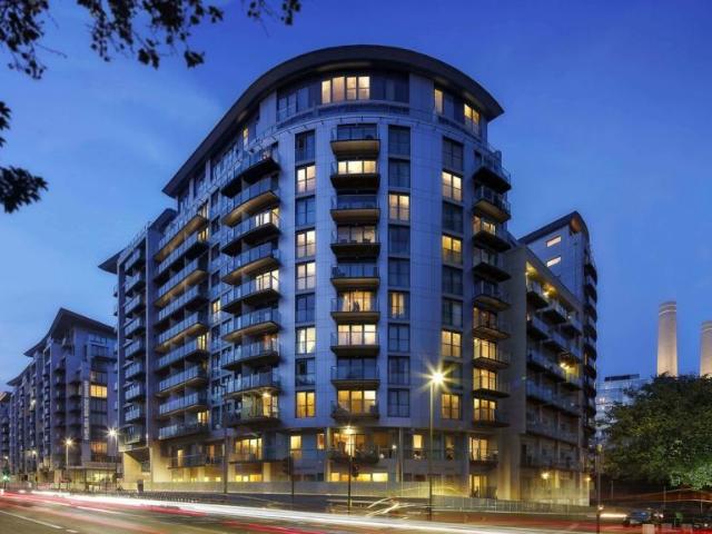 2 Bedroom Apartment Battersea London 96265569