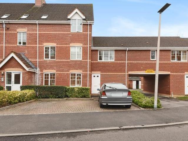 2 Bedroom Apartment Berkshire West Berkshire 101200043
