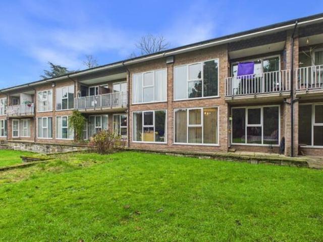 2 Bedroom Apartment Beverley East Riding Of Yorkshire LS100057743