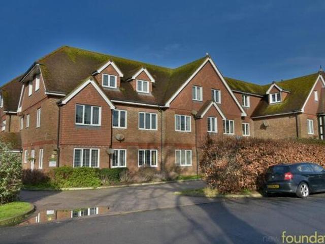 2 Bedroom Apartment Bexhill East Sussex LS99840422