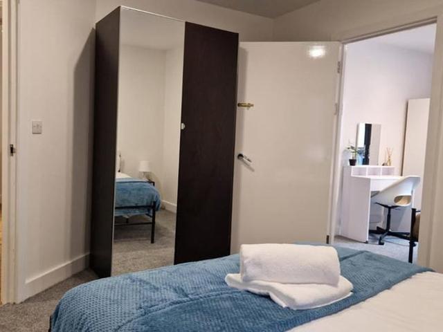 2 bedroom apartment Birmingham city centre