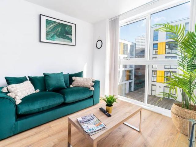 2 Bedroom Apartment Birmingham Birmingham 66432761