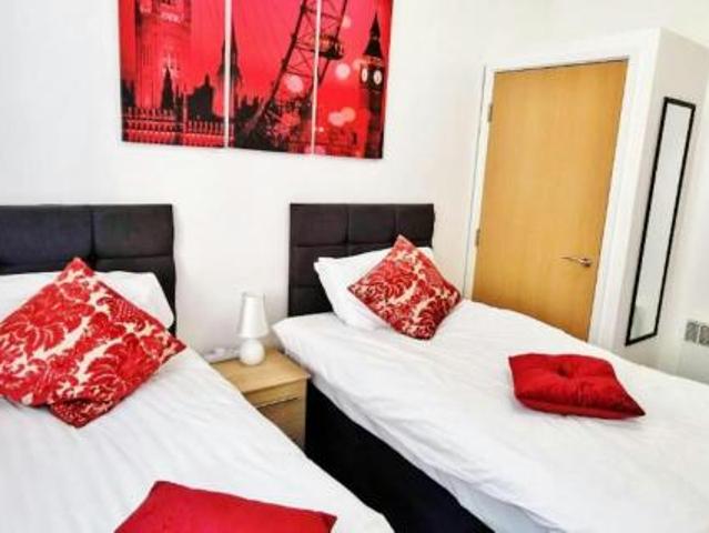2 Bedroom Apartment Birmingham Birmingham 86112095