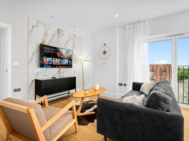 2 Bedroom Apartment Birmingham Birmingham 92396746