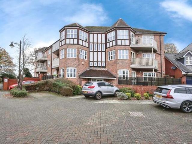 2 Bedroom Apartment Birmingham Birmingham 100426015