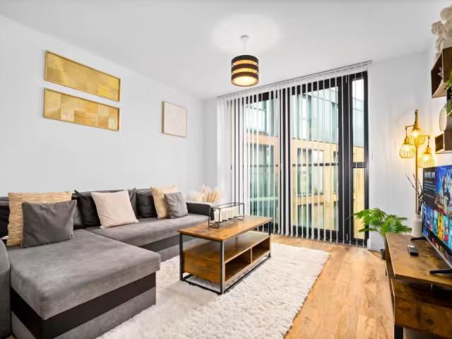 2 Bedroom Apartment Birmingham Birmingham LS96064291