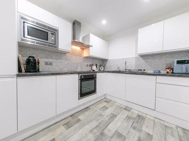 2 Bedroom Apartment Blackpool Lancashire LS99641816