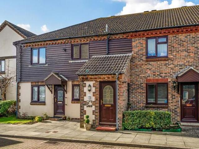 2 Bedroom Apartment Bognor Regis West Sussex LS100540685