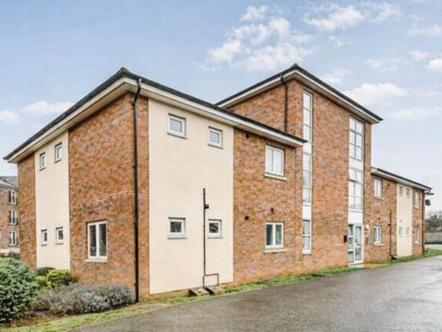 2 Bedroom Apartment Boston Lincolnshire 99380820