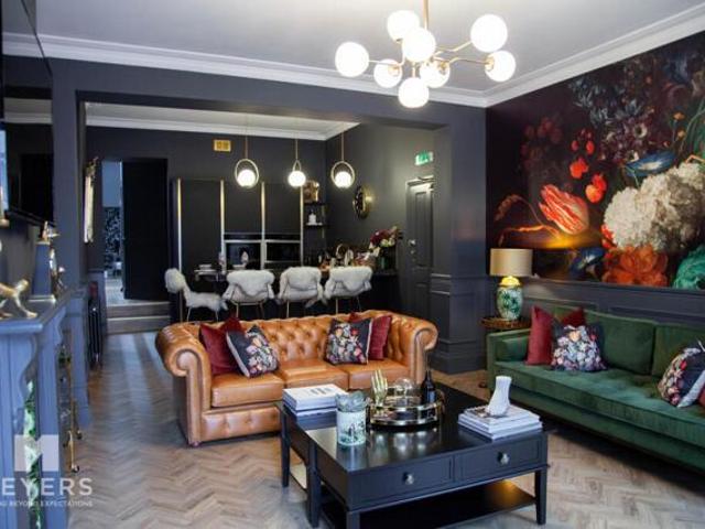 2 Bedroom Apartment Bournemouth Bournemouth LS99986151