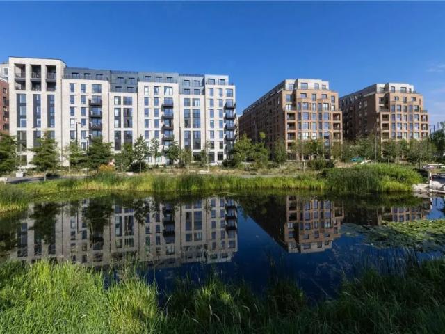2 Bedroom Apartment Brent Cross London LS102596407