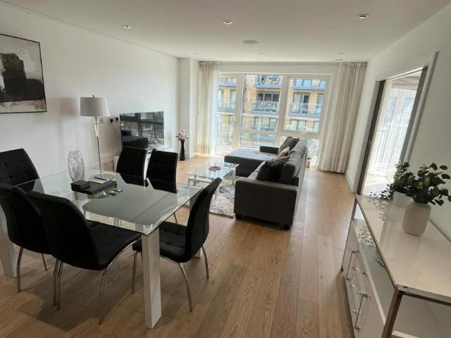2 Bedroom Apartment Brentford Brentford 100811878