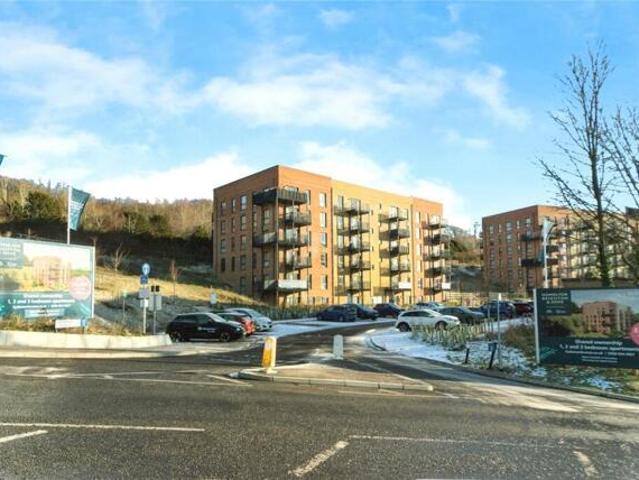 2 Bedroom Apartment Brighton Brighton And Hove 100132235