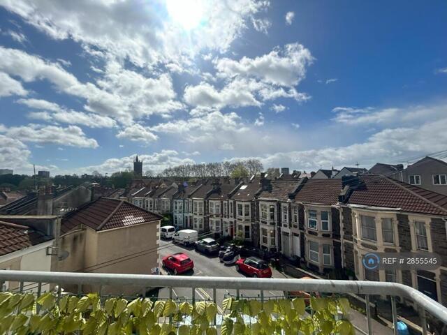 2 Bedroom Apartment Bristol Bristol 101262577