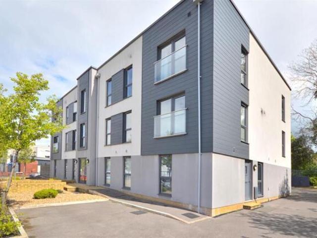 2 Bedroom Apartment Brislington Bristol LS101892074