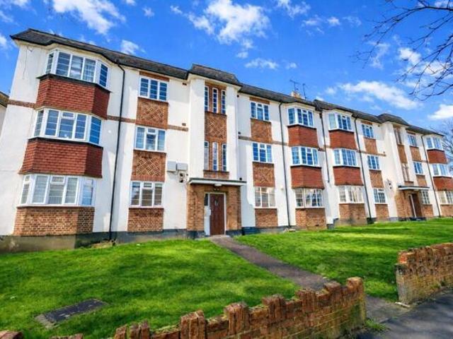 2 Bedroom Apartment Bromley Greater London LS100854764