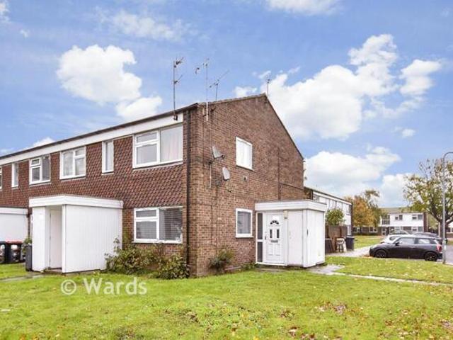 2 Bedroom Apartment Broadstairs Kent 99054788