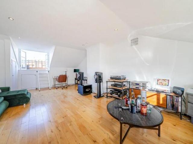 2 Bedroom Apartment Camden Greater London 99290428