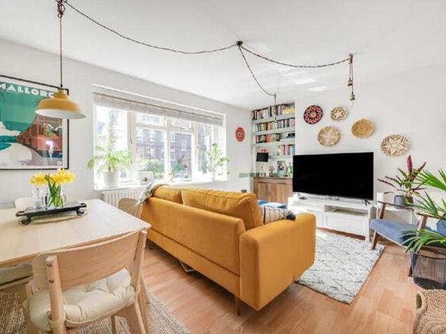 2 Bedroom Apartment Camden Greater London LS100503474