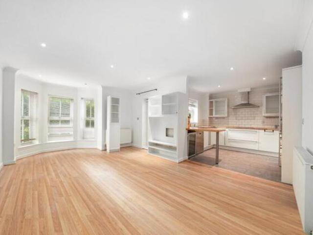 2 Bedroom Apartment Camden Greater London LS100786967