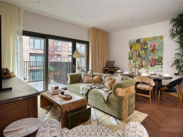 2 Bedroom Apartment Camden Greater London LS100855228