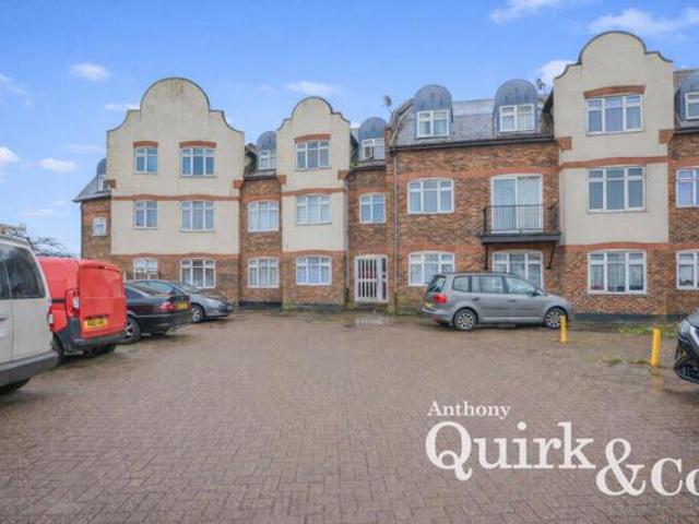 2 Bedroom Apartment Canvey Island Essex 99641998