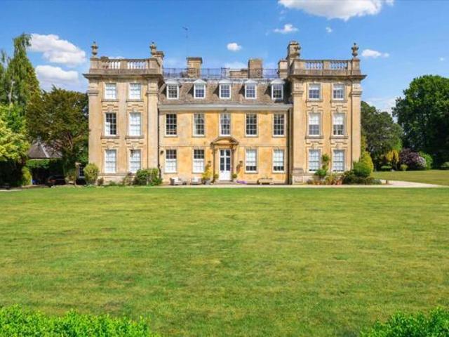 2 Bedroom Apartment Cheltenham Gloucestershire 100786632