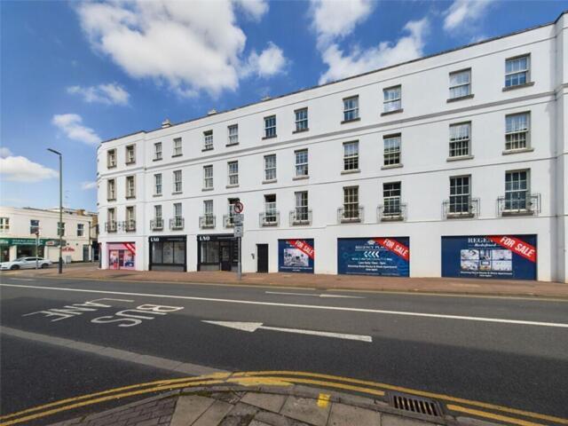 2 Bedroom Apartment Cheltenham Gloucestershire 101931896