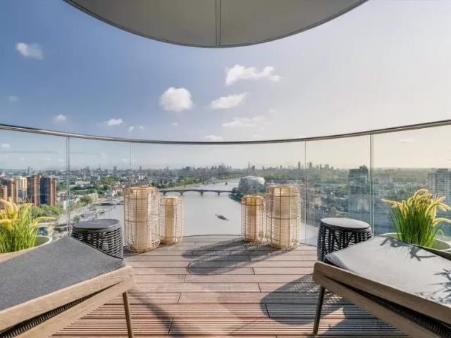 2 Bedroom Apartment Chelsea London 102596591